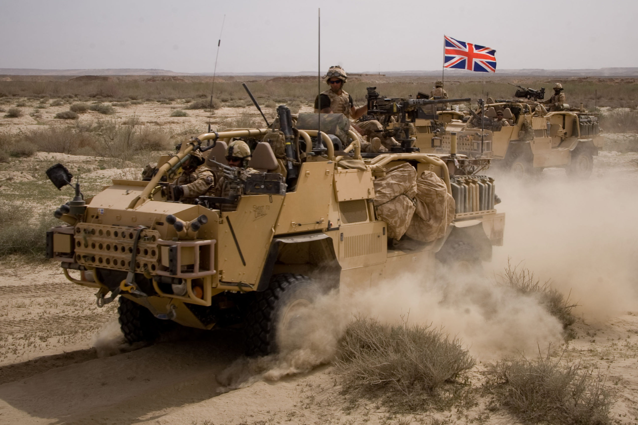 Supacat HMT400: Už i bojová vozidla budou hybridy